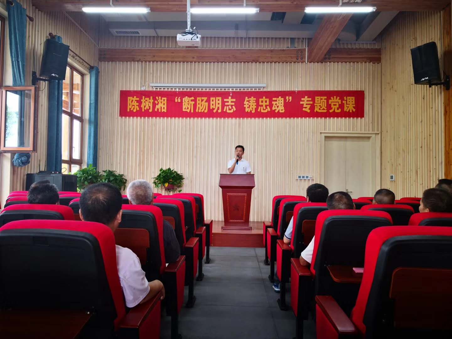 新田：传承红色基因 追寻英雄足迹_新田县_湖南频道_红网