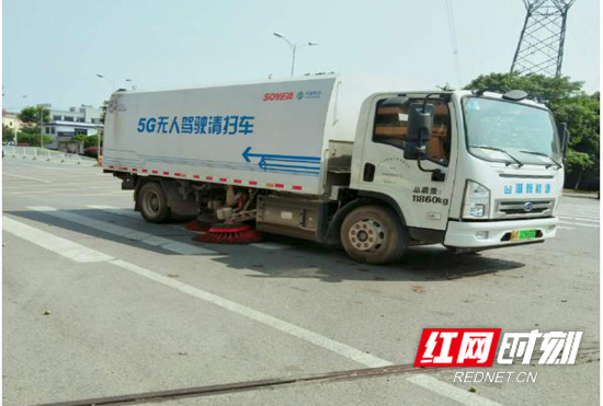 望城区首台纯电动机扫车投用 助力蓝天保卫战_社会新闻_望城新闻网